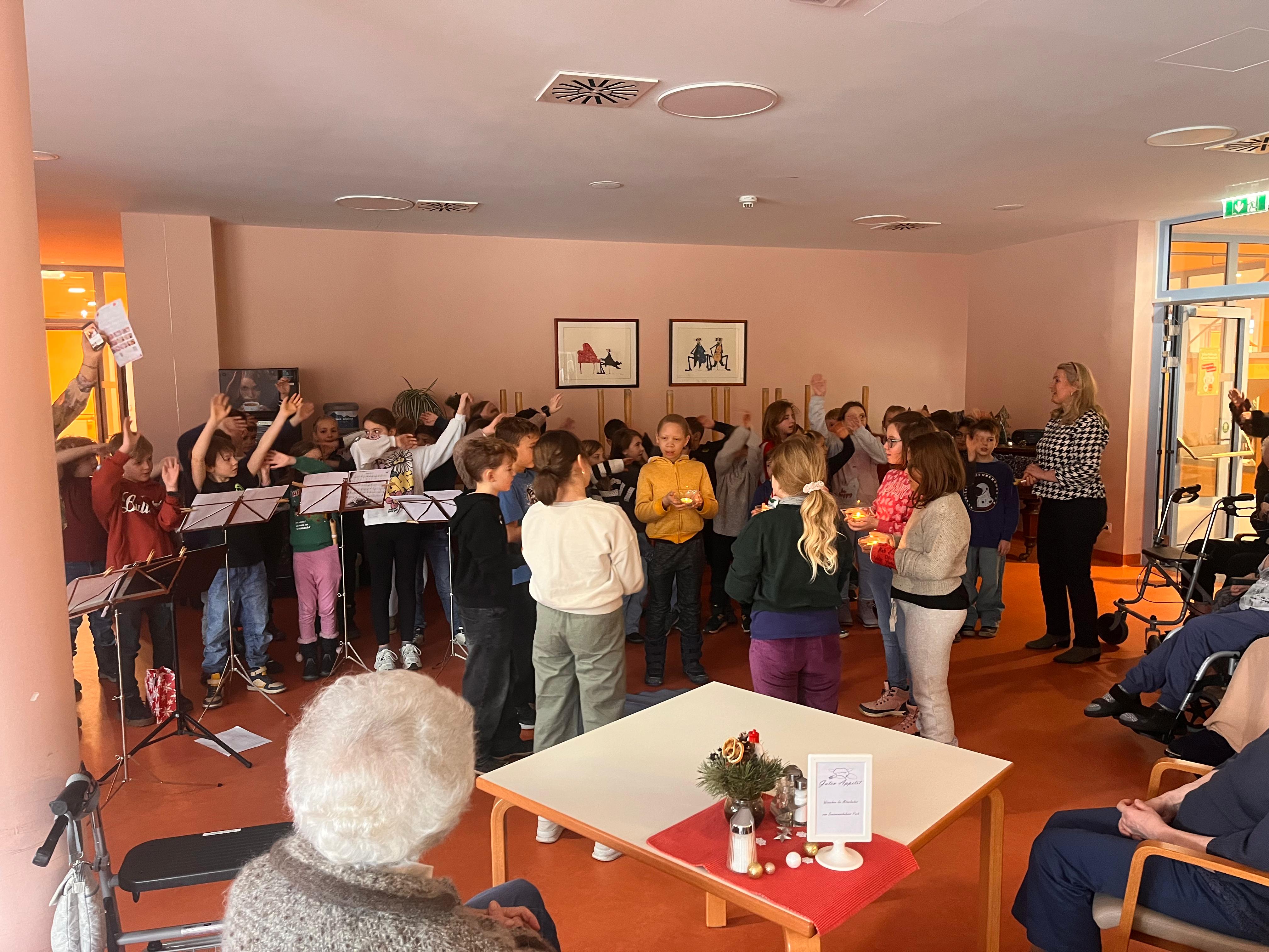 Besuch der Volksschule Puch – Rotes Kreuz